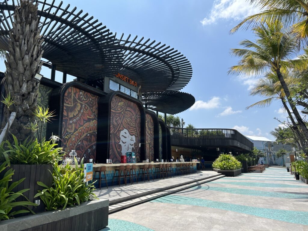 Atlas Beach Club Review: The Biggest Beach Club In The World Struggles ...