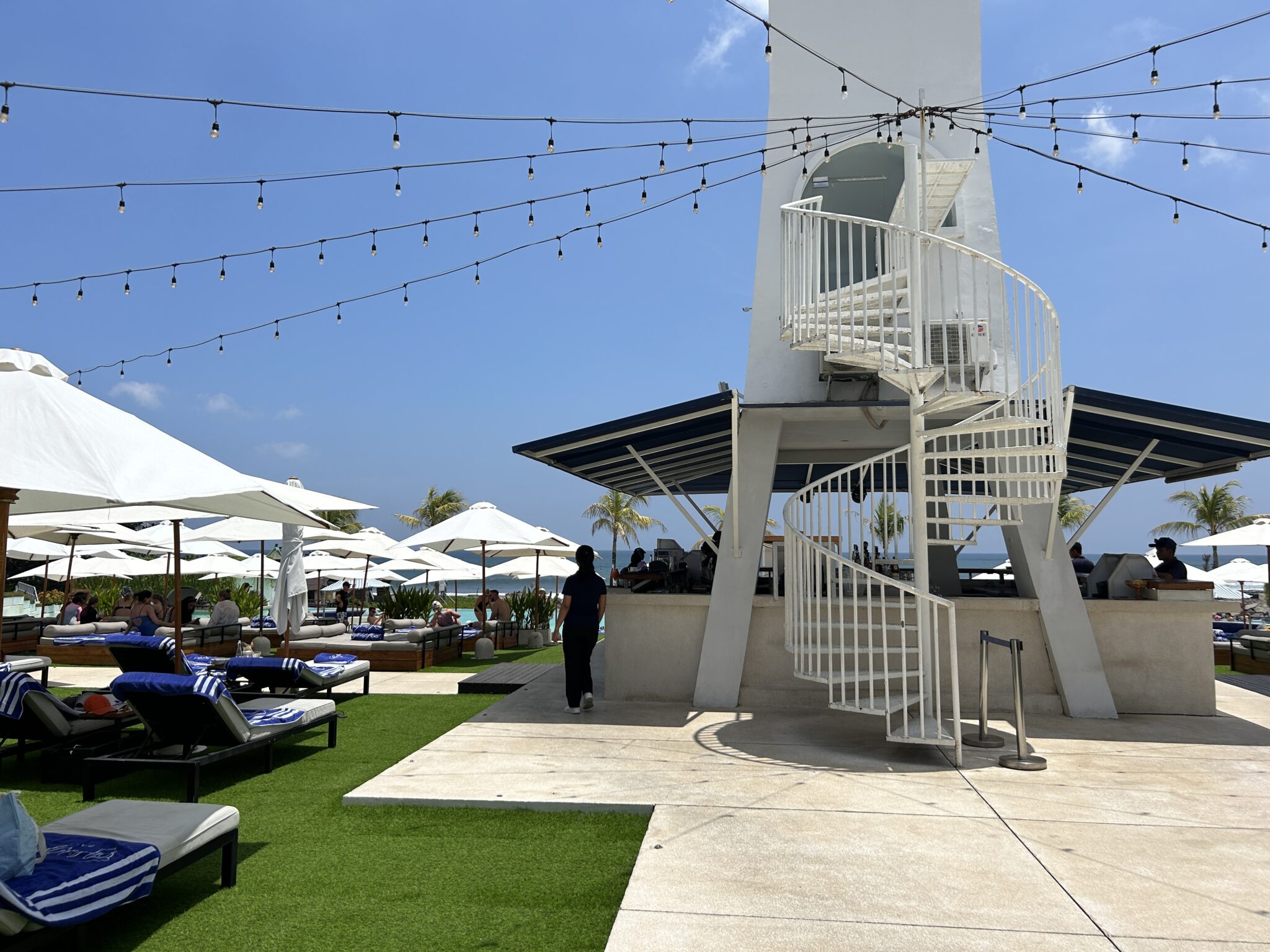 Cafe Del Mar Bali Review: Is It A Slice Of Ibiza In The Southern ...