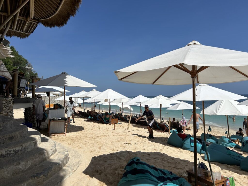 Sundays Beach Club Review: A Gorgeous Location But Does It Deliver ...