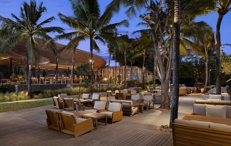 Byrd House Beach Club, Sanur: Family-Friendly With A Good Sunday Buffet ...