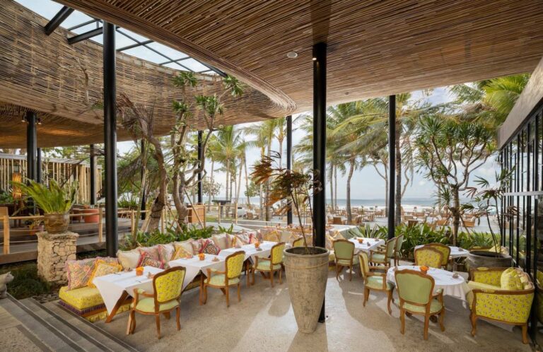 Byrd House Beach Club, Sanur: Family-Friendly With A Good Sunday Buffet ...